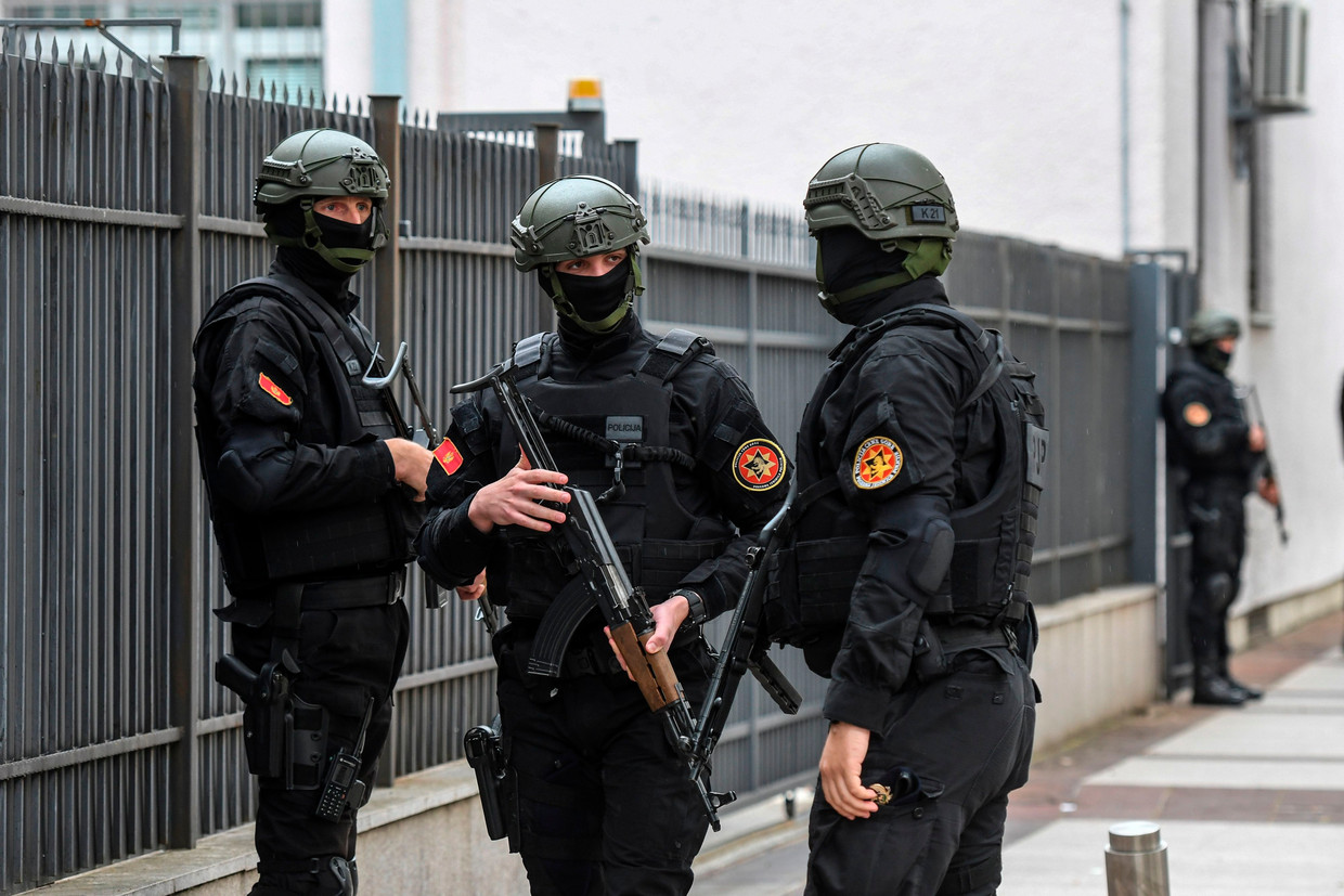 Twee Russische geheim agenten veroordeeld wegens couppoging in ...