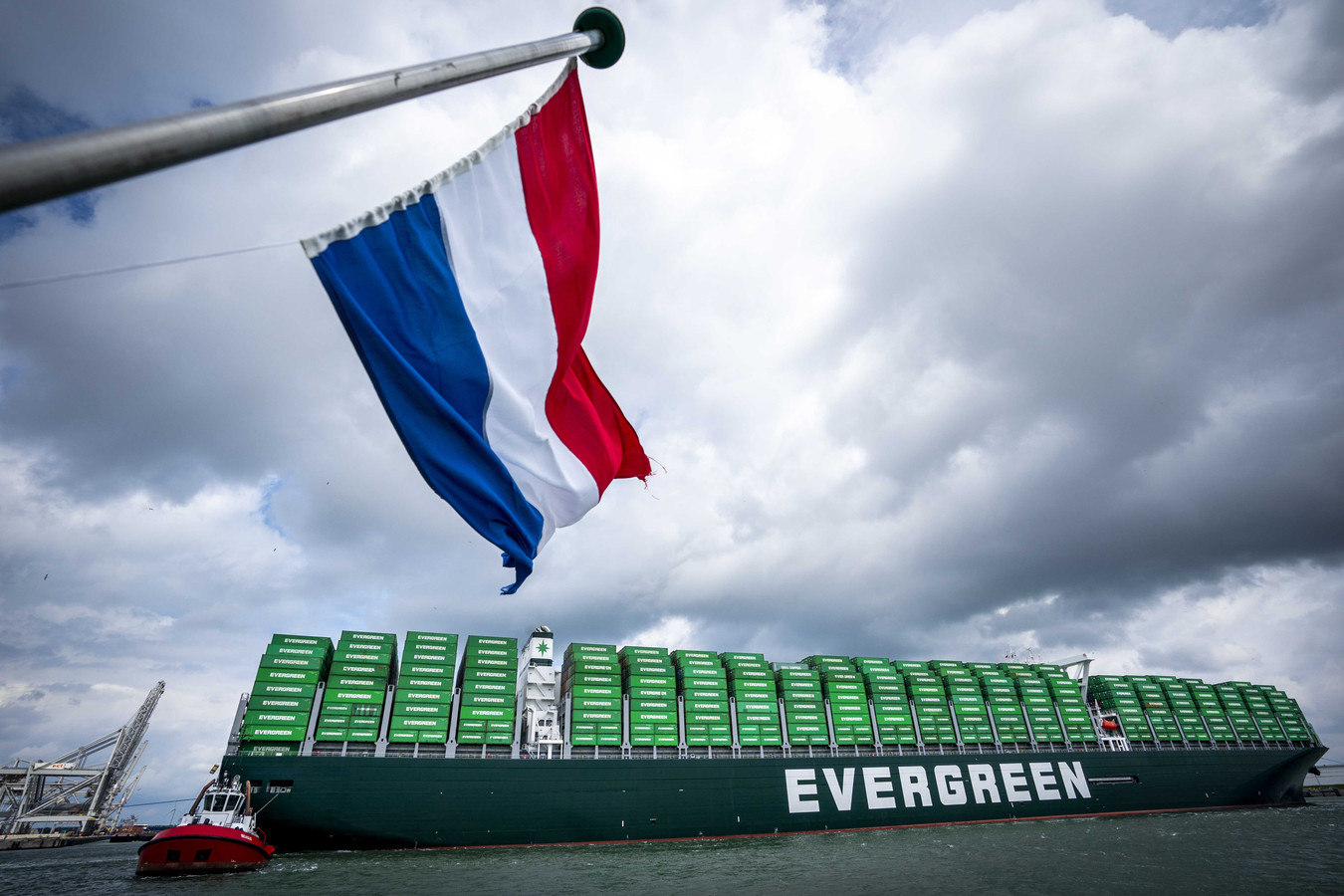 Feestelijk moment in Amazonehaven: Ever Glory beleeft ‘maidentrip ...
