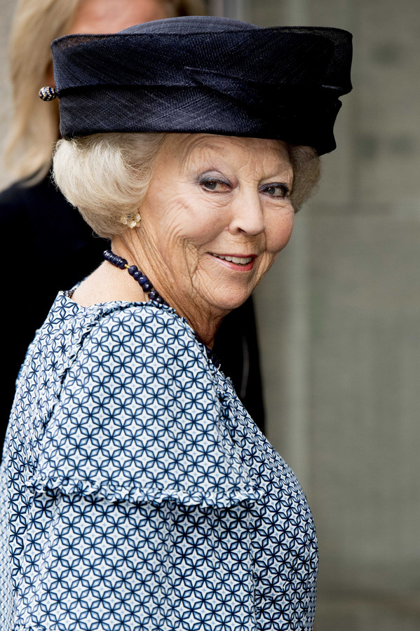 Prinses Beatrix heeft nieuwe knie | Foto | destentor.nl