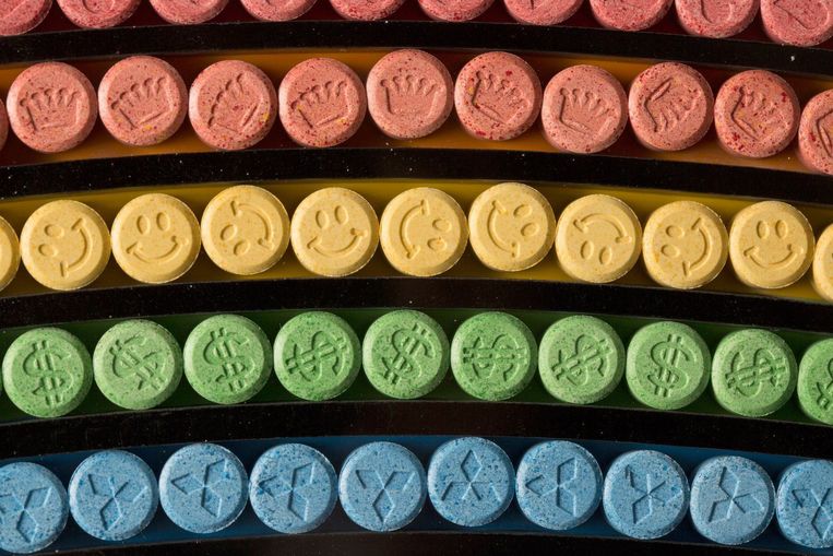 Moet de drugstest weer worden ingevoerd op feesten? | De Volkskrant