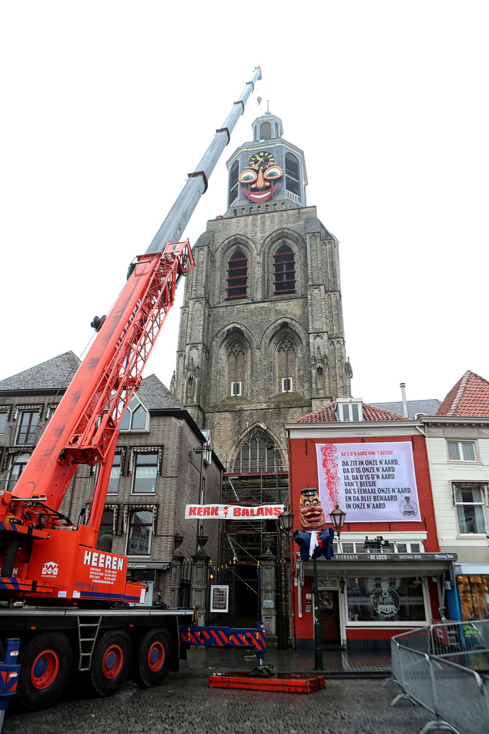 Peperbus krijgt vrijdag kiel, armen waarschijnlijk pas maandag | Bergen ...