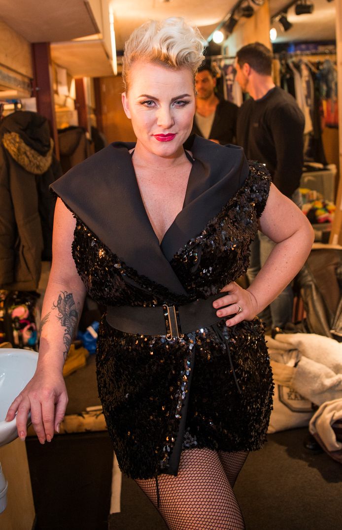 K-otic-zangeres Rachel Kramer gaat trouwen | Show | AD.nl