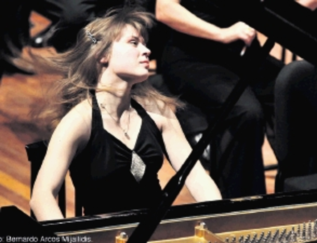 Anna Fedorova verdient een grote zaal vol publiek | Trouw