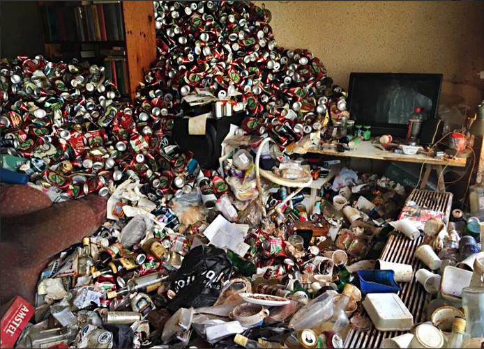 Slachtoffer huis vol afval: Die rotzooi kon me niets meer schelen ...