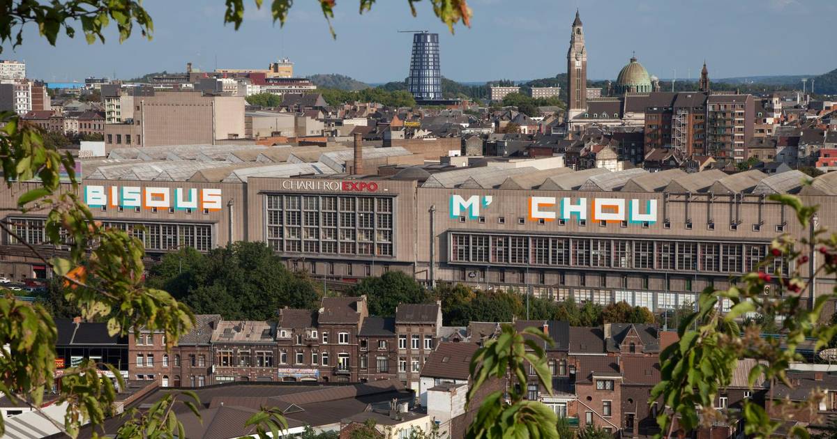 Oubliez le Palais des Expos et le Palais des Congrès à Charleroi, place ...