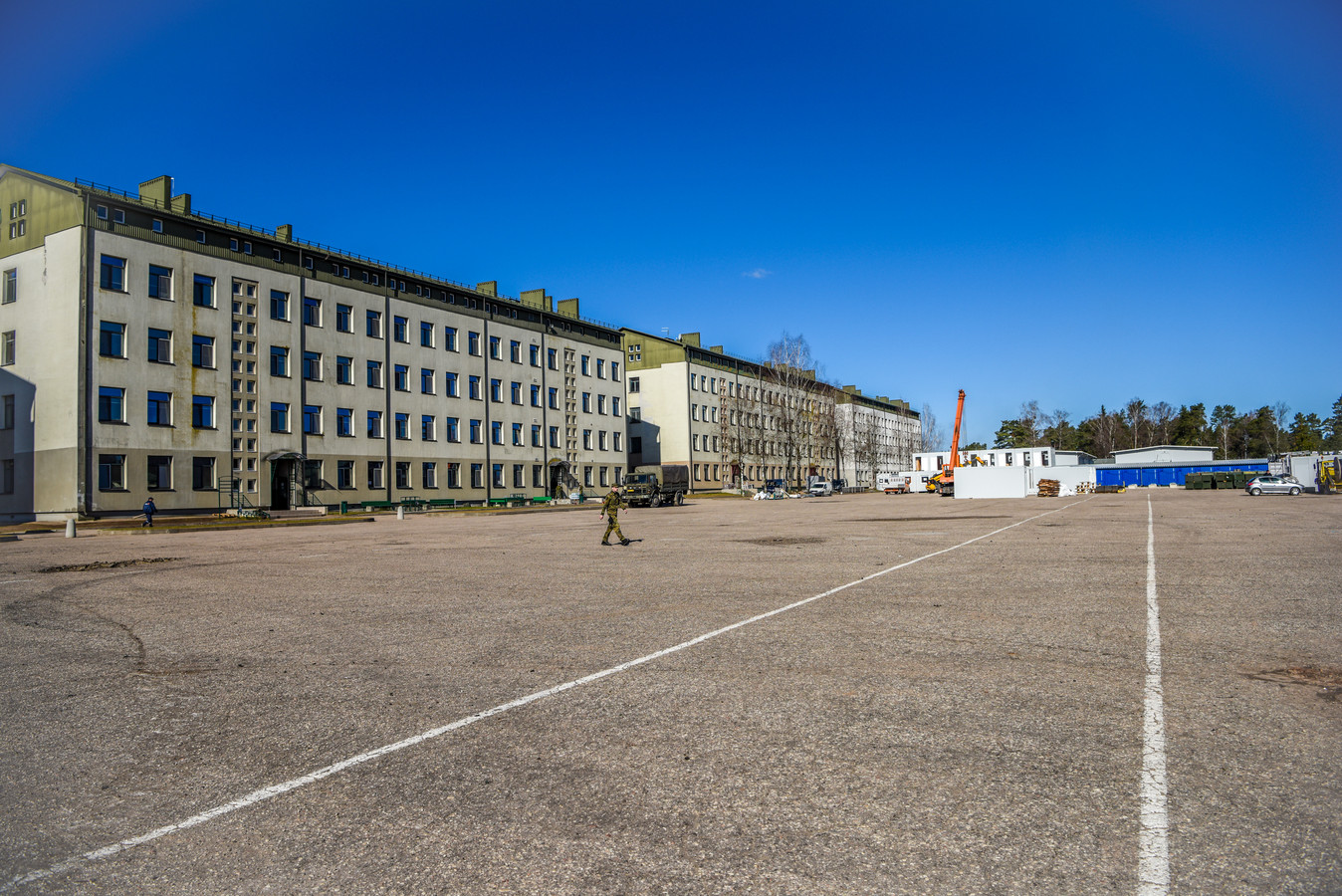 Militairen op missie in Litouwen klagen over asbest | Foto | AD.nl