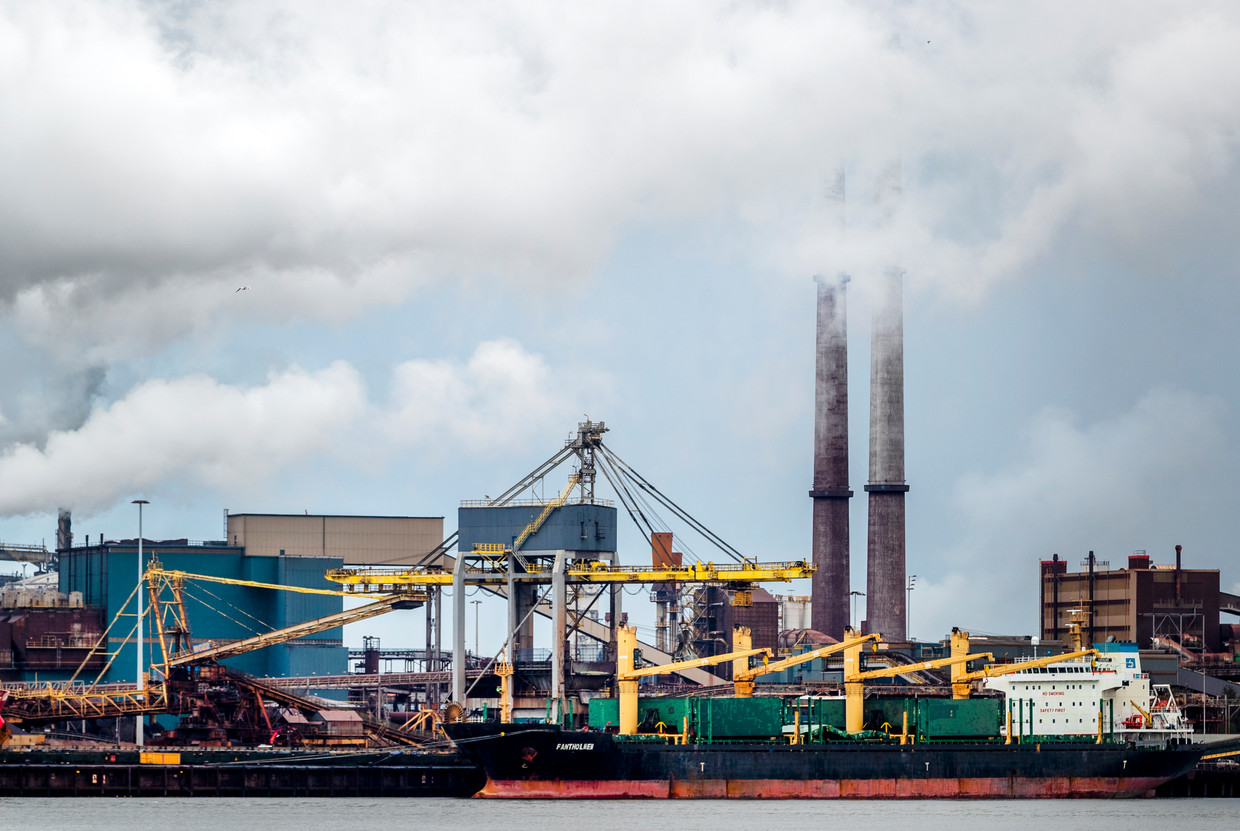 Omzet Nederlandse industrie daalt opnieuw | Het Parool Omzet Nederlandse industrie daalt opnieuw | Het Parool