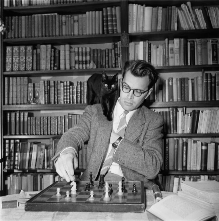 Godfried Bomans is ook vijftig jaar na zijn dood nog volop onder ons ...