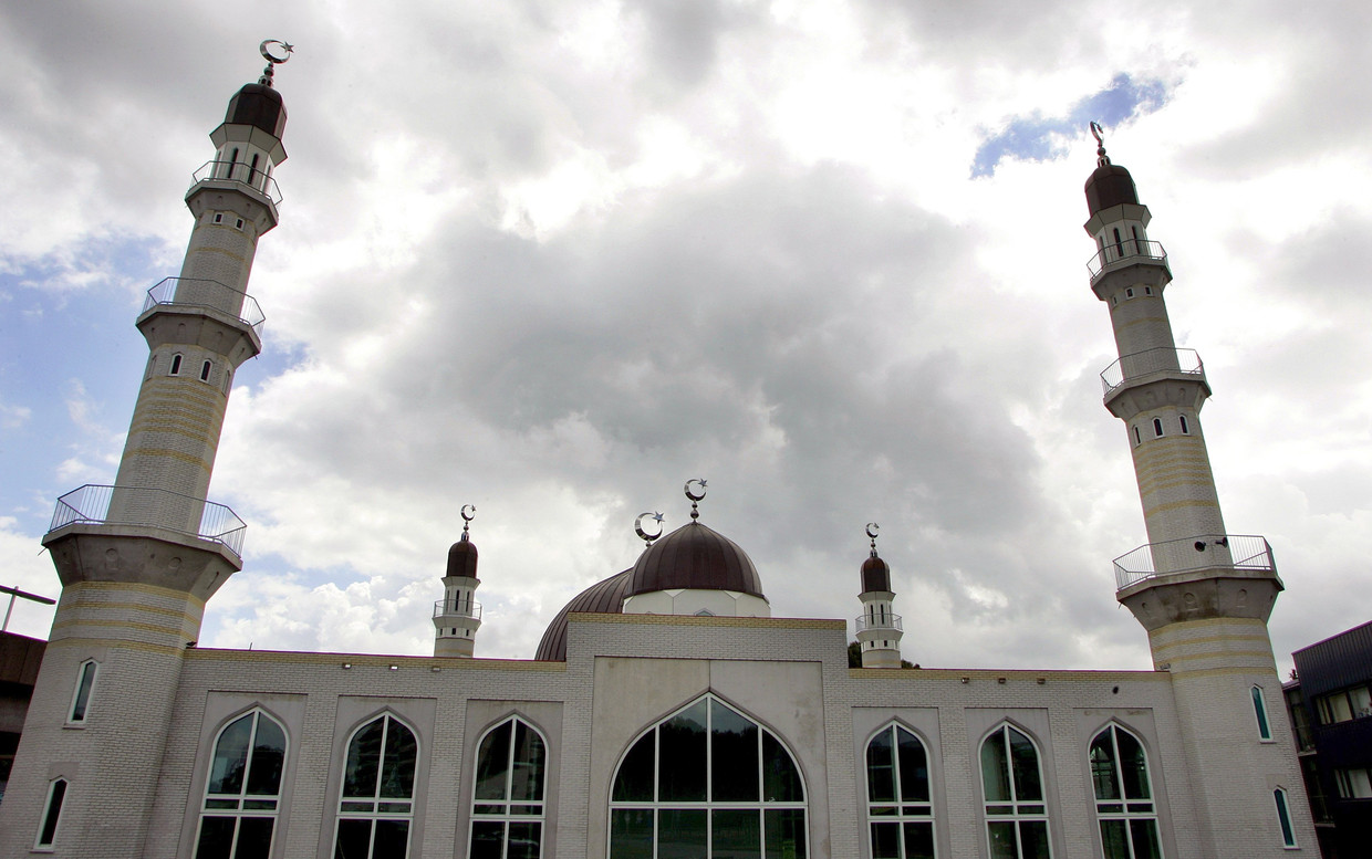 Moskee in Zuidoost ‘als eerste’ energieneutraal | Het Parool