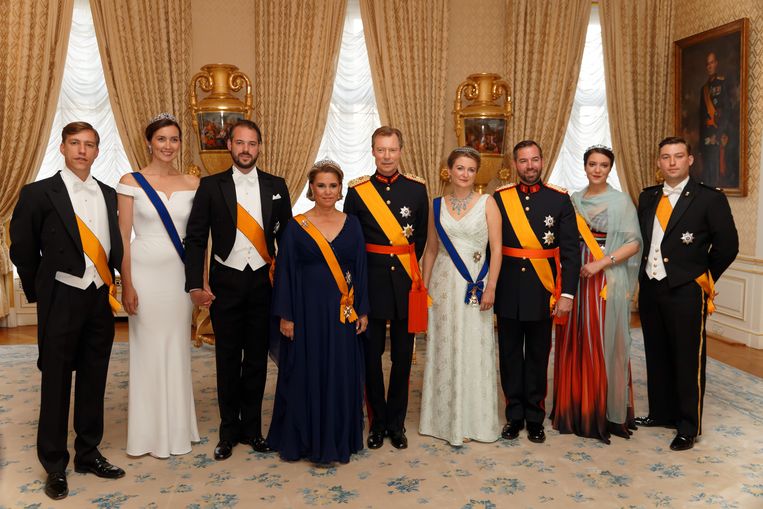 Luxemburg Viert Geboorte Van Troonopvolger Maar Achter De Schermen Regeren Angst Hebzucht En