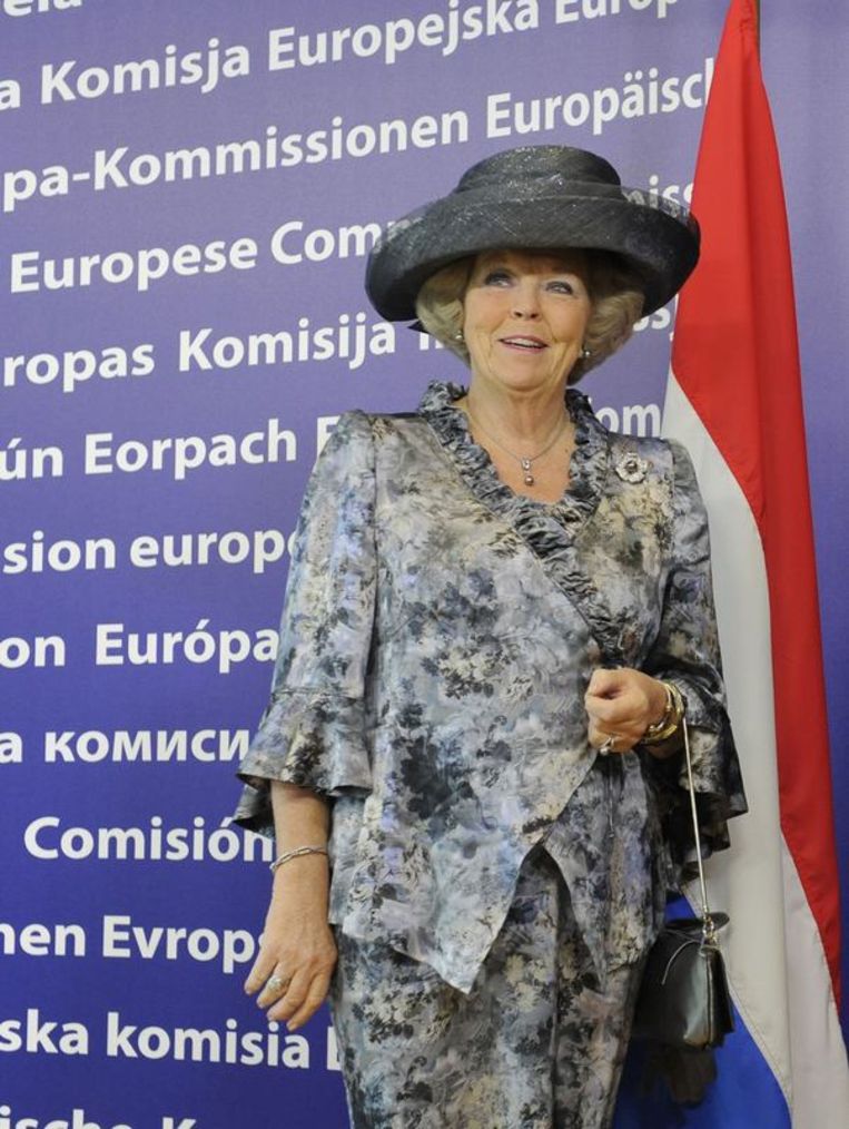 Beatrix bezoekt op Koninginnedag Limburg | De Volkskrant