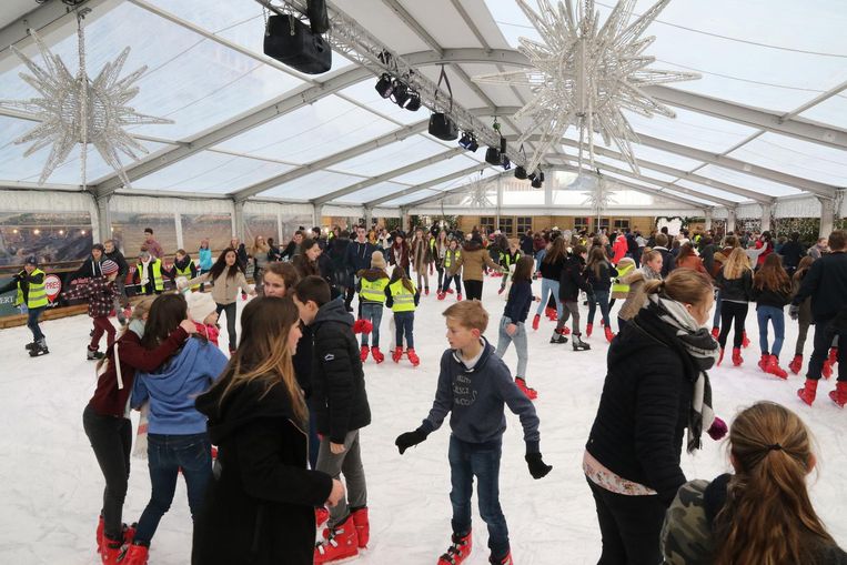 Kerstdorp en ijspiste openen deuren | Ieper | Regio | HLN Kerstdorp en ijspiste openen deuren | Ieper | Regio | HLN