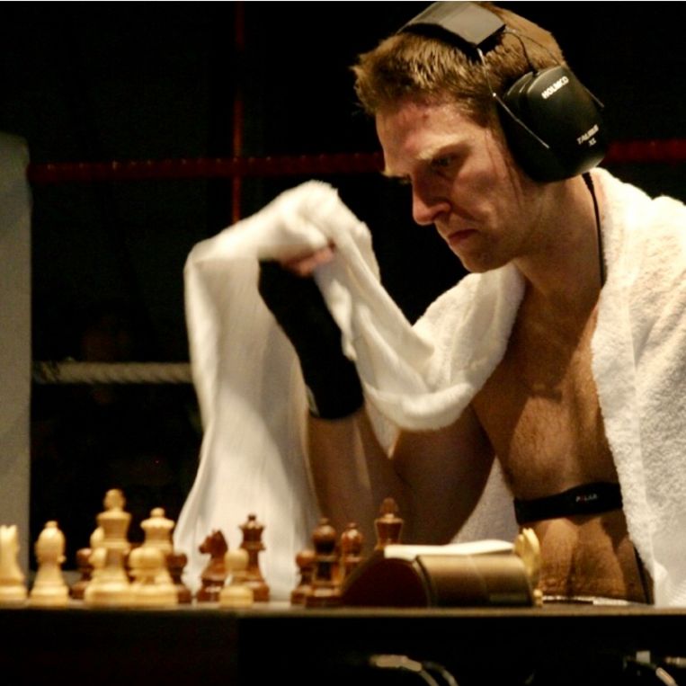 Schaakboksen is een oefening in zelfbeheersing | De Volkskrant