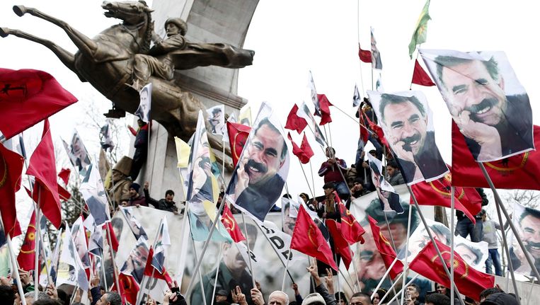 PKK-leider: praat mee over wapenstilstand | De Volkskrant