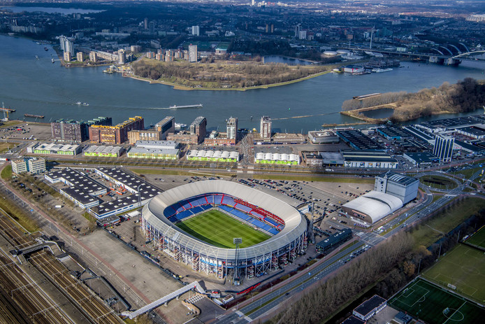 Feyenoord op zoek naar aannemers voor bouw van nieuwe stadion ...