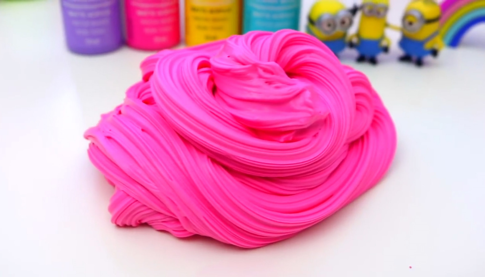 Help! Knutsellijm is op door nieuwe superrage: zelf slijm maken | Foto ...