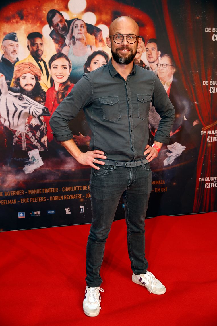 IN BEELD. Cast 'De Buurtpolitie' neemt afscheid van fans op derde ...