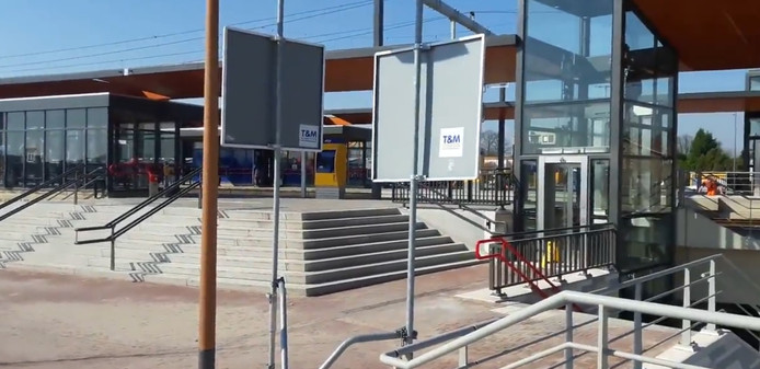 Wandelpad bij Station Elst wekt irritatie op | Overbetuwe | gelderlander.nl